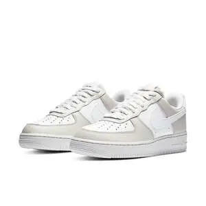 Nike Force 1 '07 Low Sneakers