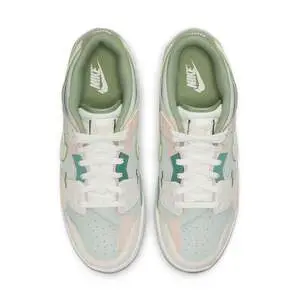 Nike Dunk Scrap Se Low Top Sneakers - White/green