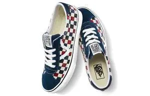 VANS Sport Low Top Sneakers