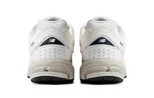 NEW BALANCE 2002r 'white Fur' Sneakers