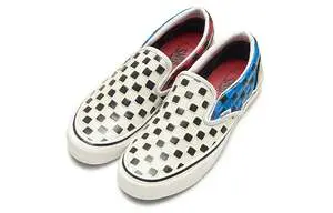 VANS Checkerboard Slip-on Sneakers - White/black