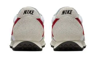 Nike Daybreak Sp Sneakers - White/red