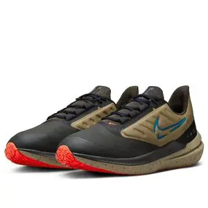 Nike Zoom Winflo Shield Athletic Sneakers - Greybrown