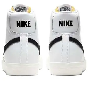 Nike Blazer Mid 77 Vintage Sneakers - White/black
