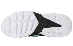 Nike Huarache City Low - Black-igloo-white