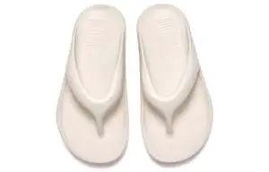 NEW BALANCE X Taw & Toe 5601 Flip-flops - Ivory
