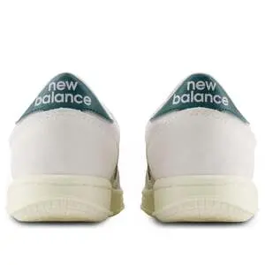 NEW BALANCE T500 Sneakers - White/green