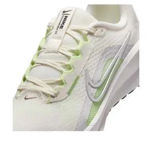 Nike Downshifter 13 Lace-up Sneakers - Silver/green