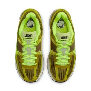 Nike Zoom Vomero "olive Flak - Olive Flak/volt/moss