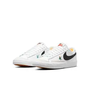 Nike Blazer Low '77 Sneakers - White/black