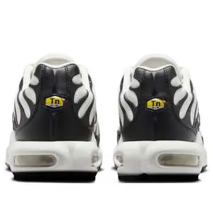 Nike Max Plus Essential - White/black