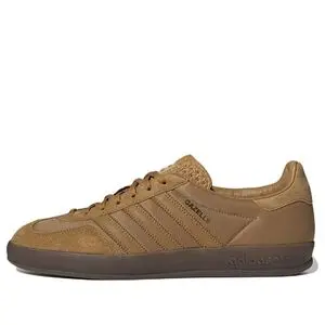 Brown/gum