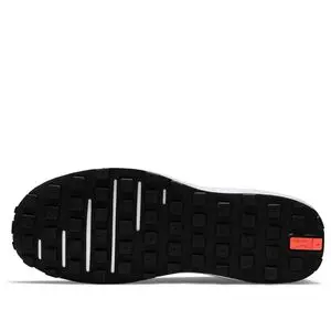 Nike Waffle One Sneakers - Black/white