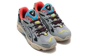 Asics Gel-kayano 5 Og "stone" Sneakers - Grey