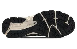 NEW BALANCE 2002r Sneakers - Grey/navy