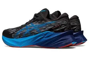Asics Novablast 3 Sneakers - Black/blue