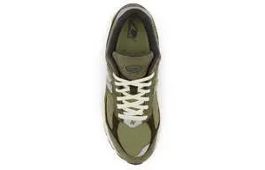 NEW BALANCE 2002r "dark Camo" Sneakers - Green