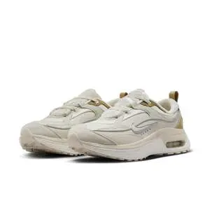 Nike Max Bliss Sneakers - White/cream