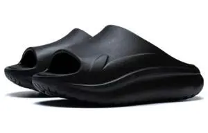 LI-NING Soft Slipper - Black