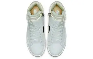 Nike Blazer Mid Rebel