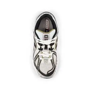 NEW BALANCE 1906r Sneakers