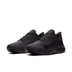 Nike Zoom Winflo Athletic Sneakers - Black