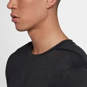 Nike Dri-fit Solid Color Short-sleeved T-shirt
