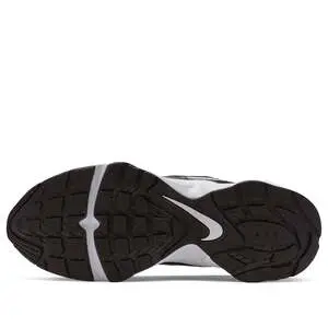 Nike Heights Sneakers