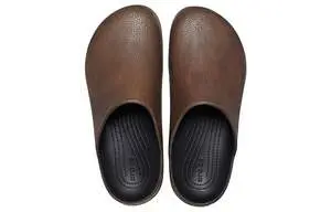 CROCS Dylan Burnished Clogs - Brown/tan