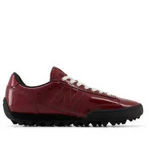 NEW BALANCE Gator Run Sneakers - Shadow Red/black
