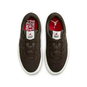 JORDAN Series Es Low Top Sneakers