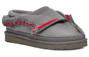 UGG Tasman Shroud Zip Slipper