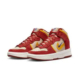 Nike Dunk High Up Sneakers - Red/brown