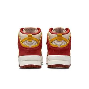Nike Dunk High Up Sneakers - Red/brown