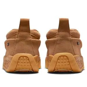 Nike X Izy Ih3750-200 Sneakers - Wheat