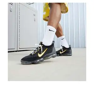 Nike Vapormax 2021 Flyknit Sneakers - Black/yellow