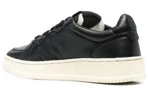 AUTRY Medalist Low Goat Skin Sneakers - Black