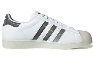 Adidas Originals Superstar Sneakers - White/silvergray