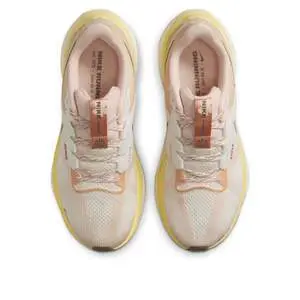 Nike Structure 25 Sneakers - Sail/magic Ember/mink Brown