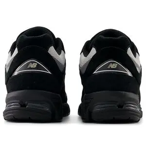 NEW BALANCE 2002r Sneakers - Grey/black