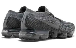 Nike Vapormax Low Top Sneakers