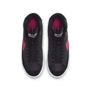 Nike Blazer Mid '77 Se D Skate Shoes