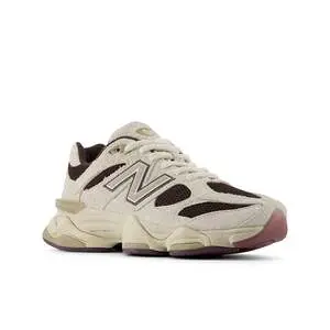 NEW BALANCE 9060 Lace Up Sneakers - Linen/stoneware/licorice