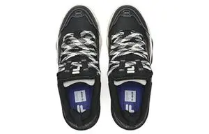 FILA Classic Kicks Sneakers - Black/white
