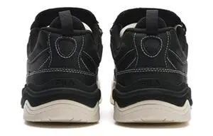 FILA Classic Kicks Sneakers - Black/white