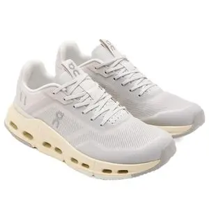 On Cloudnova Form 2 Sneakers - Grey/beige
