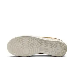 Nike Force 1 '07 Essential Sneakers