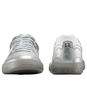 CONVERSE Louie Lopez Pro 2 Low Sneakers