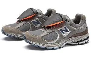 NEW BALANCE 2002r 'pouch Castle Sneakers