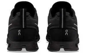 On Cloud 5 Waterproof Sneakers